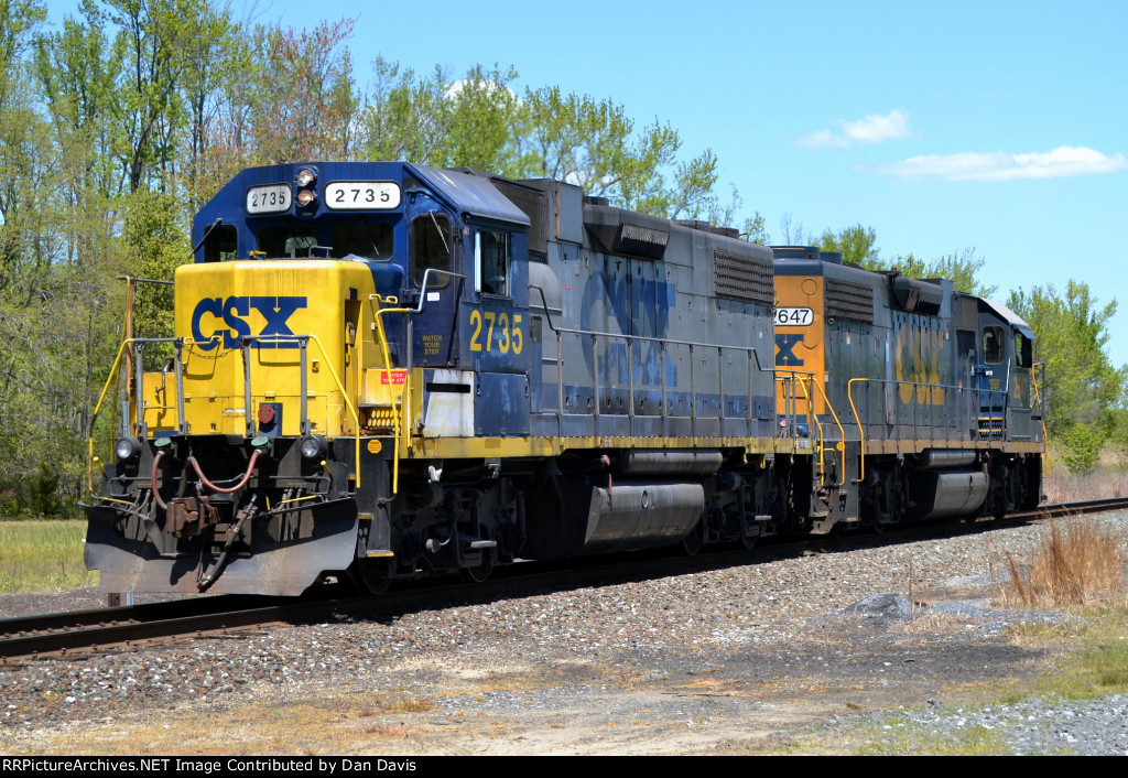 CSX GP38-2 2735 trails on WPPA-40